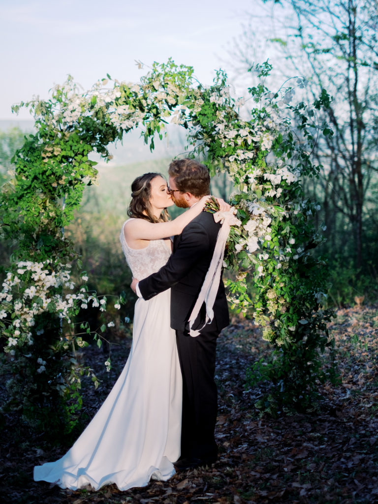 Romantic Appalachian Elopement Editorial | Astrid + Mercedes Splendor