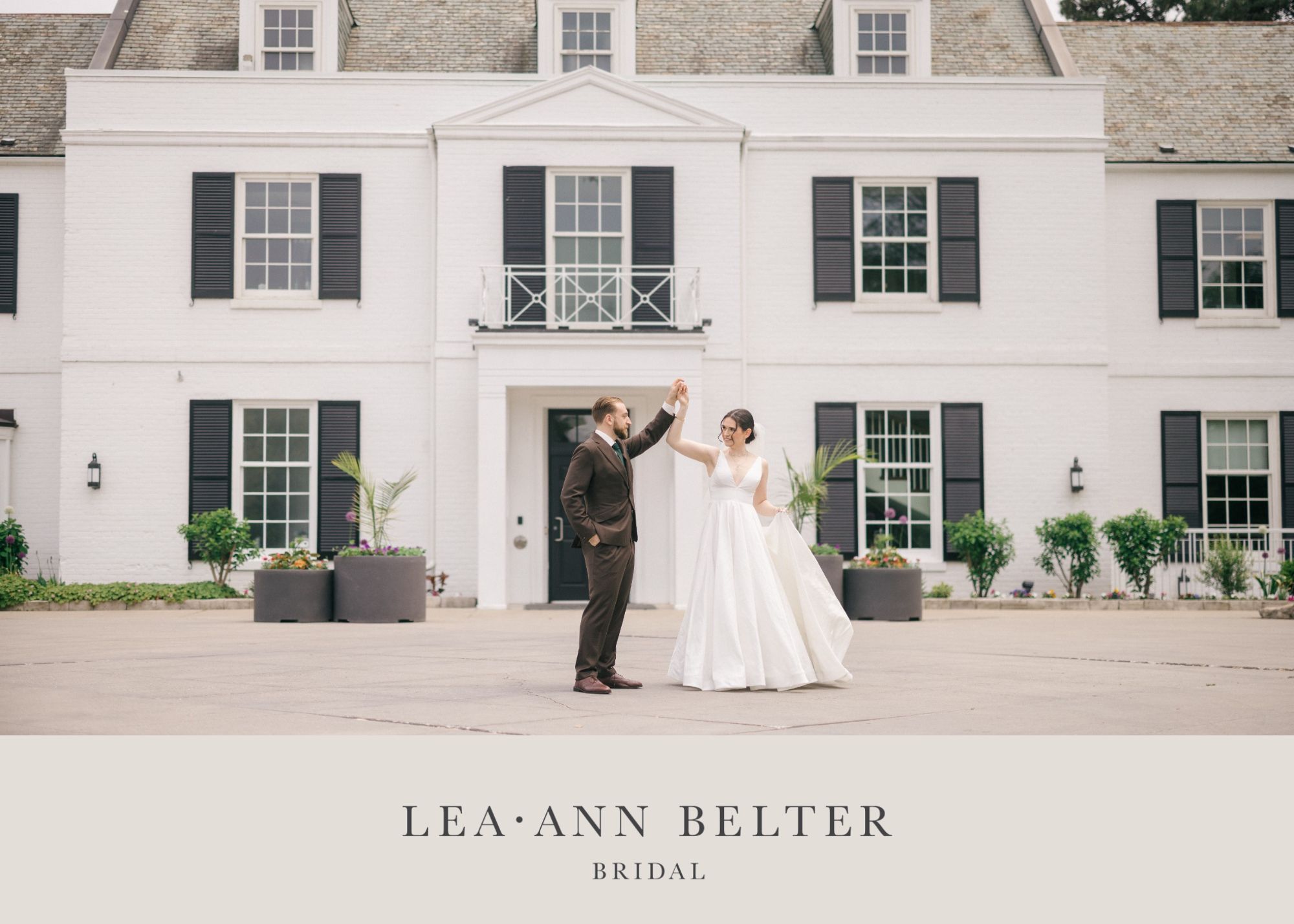 Romantic Harding Waterfront Estate Wedding | Ariella + Lucas